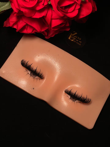 Handmade Custom Strip Lashes – ZaysLashLounge